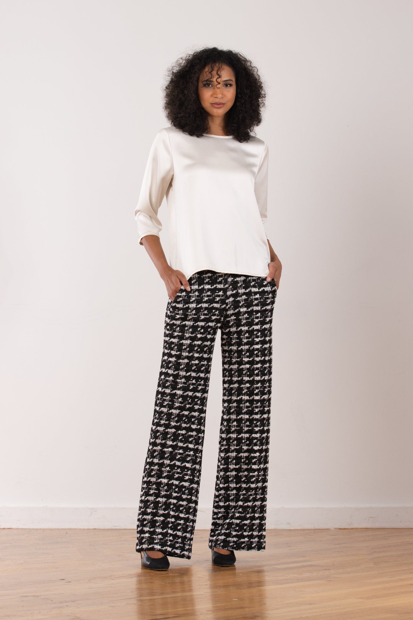 CARLA Retro – AVENUE MONTAIGNE